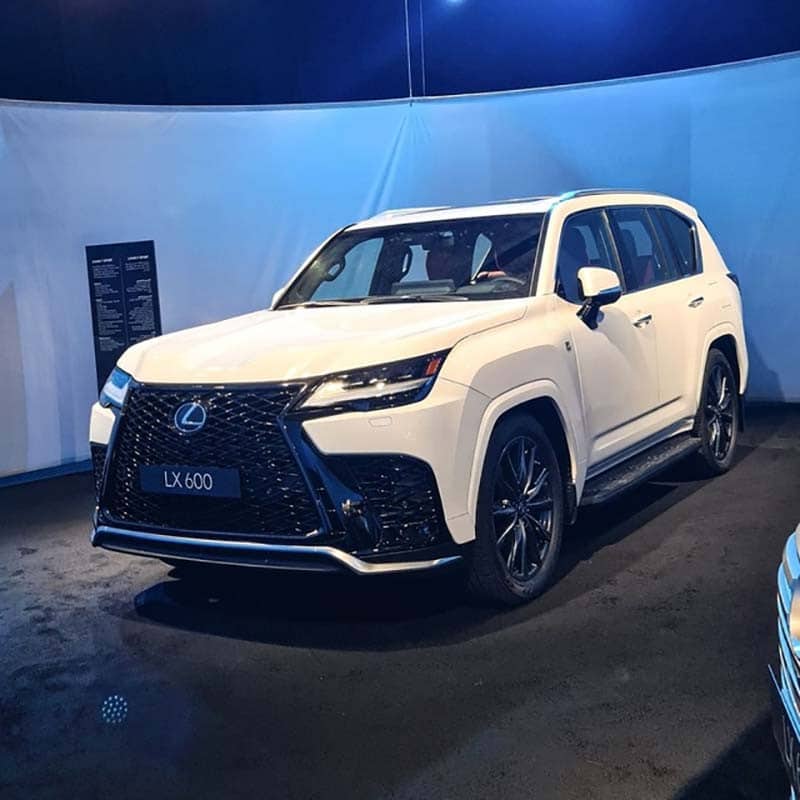 So sánh Lexus LX600 và LX570 - LX600 có gì mới? | Lexus Nhập Khẩu | Lexus Trung Tâm Sài Gòn